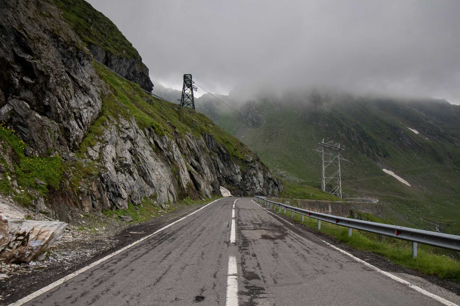 A Transzfogarason jártunk, egy medvét sem láttunk